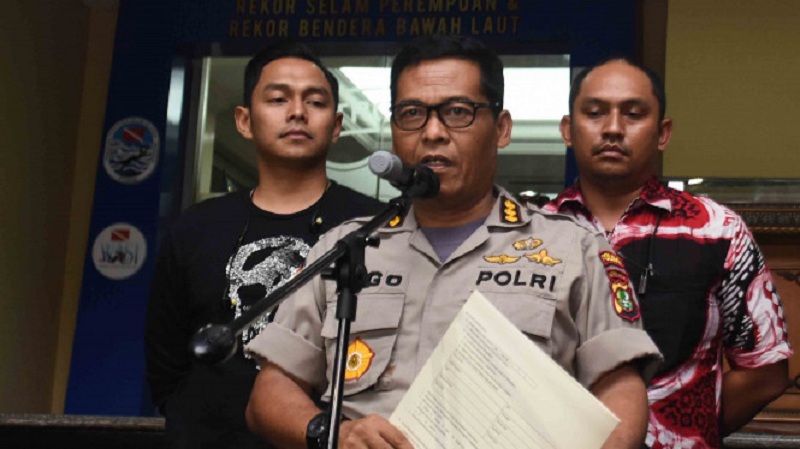 Kasus 'Buku Merah', Investigator Indonesialeaks Dilaporkan ke Polisi ...