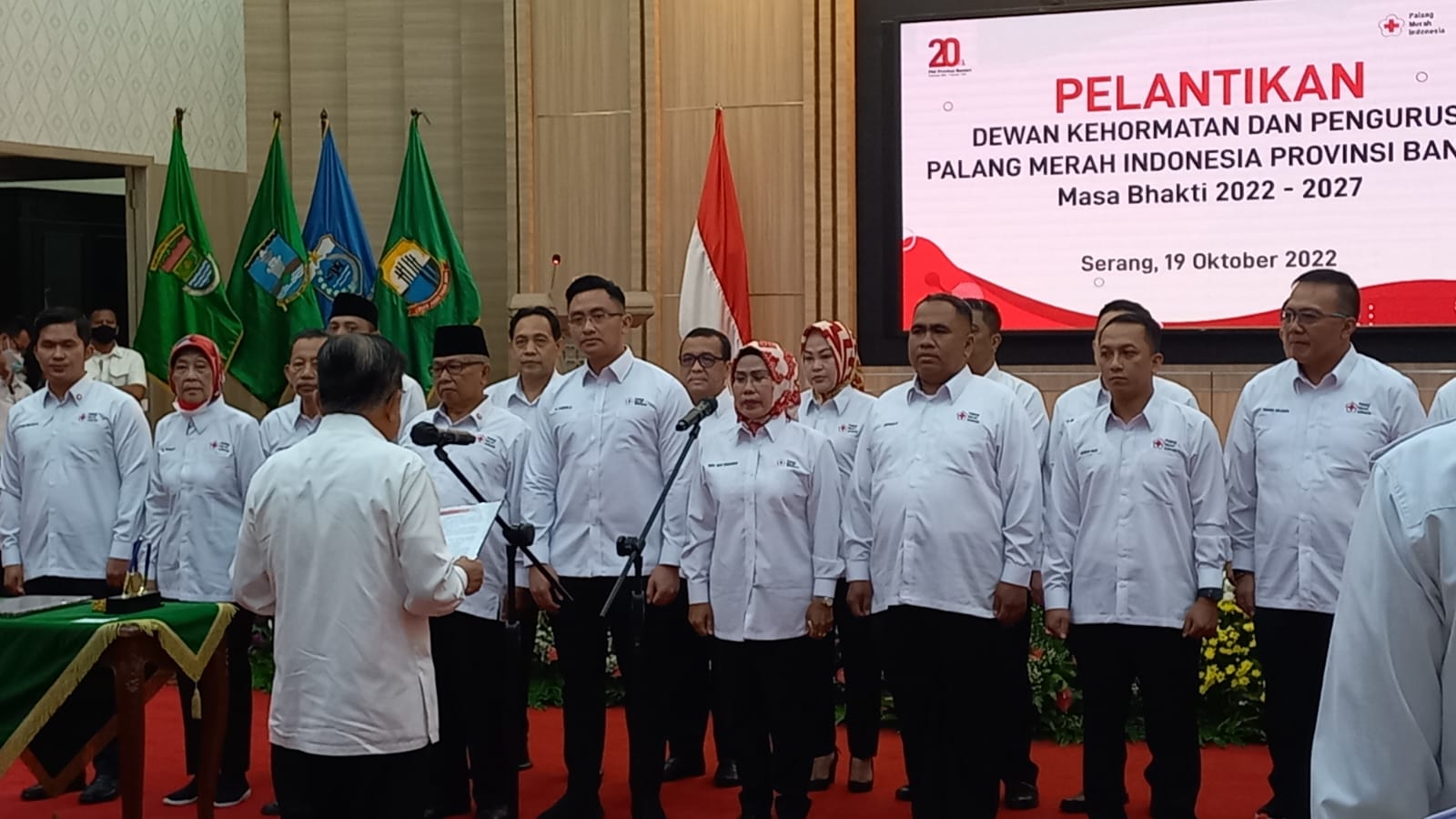 Jusuf Kalla Lantik Pengurus PMI Banten · Faktabanten.co.id Jusuf Kalla Lantik Pengurus PMI Banten · Faktabanten.co.id