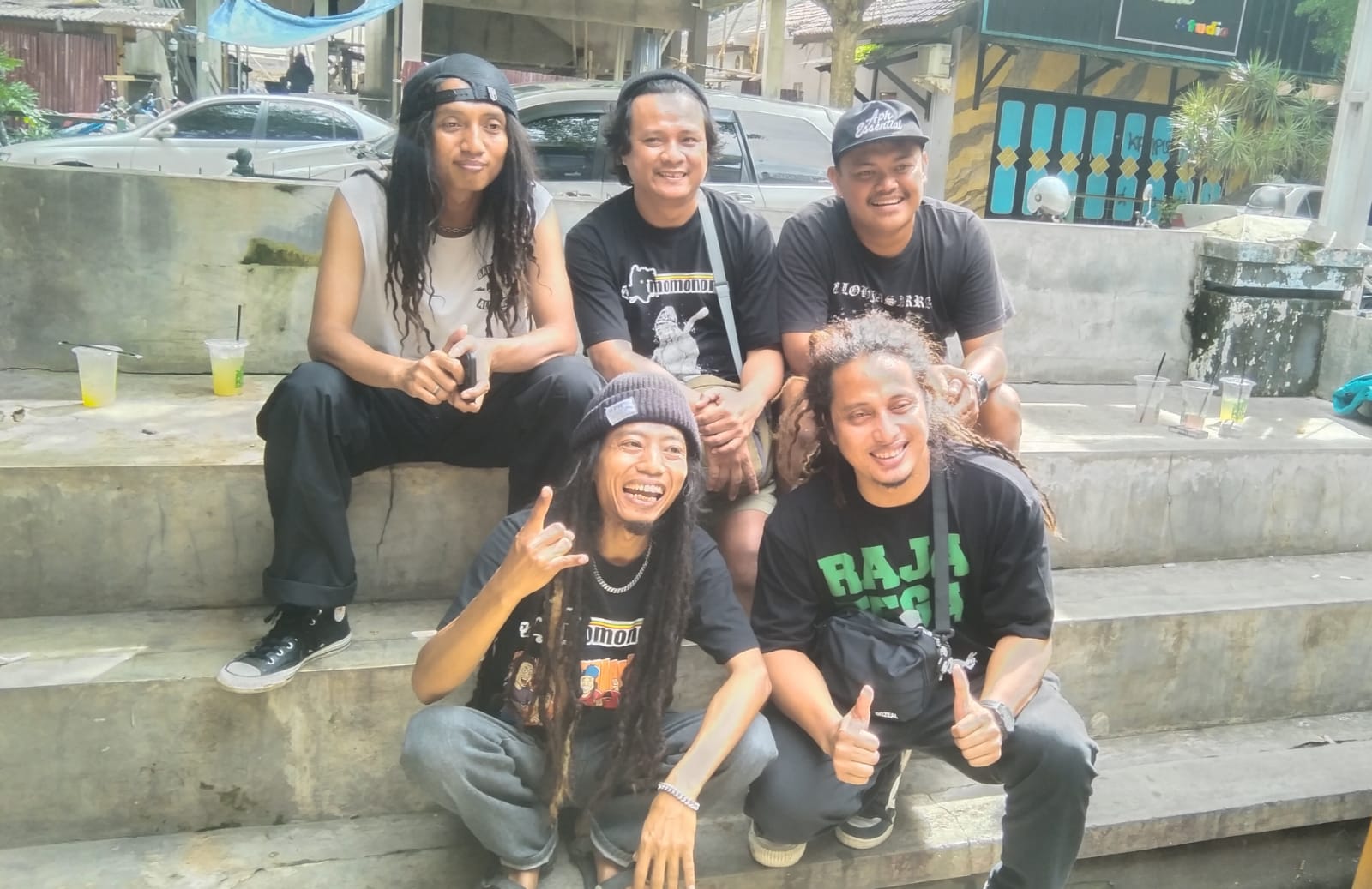 Sukses Tour Asia, Band Reggae Asal Rangkasbitung Momonon Siap Kembali ...